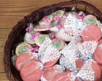 10 Must-Try Local Curaçao Snacks - Avila Beach Hotel Curacao