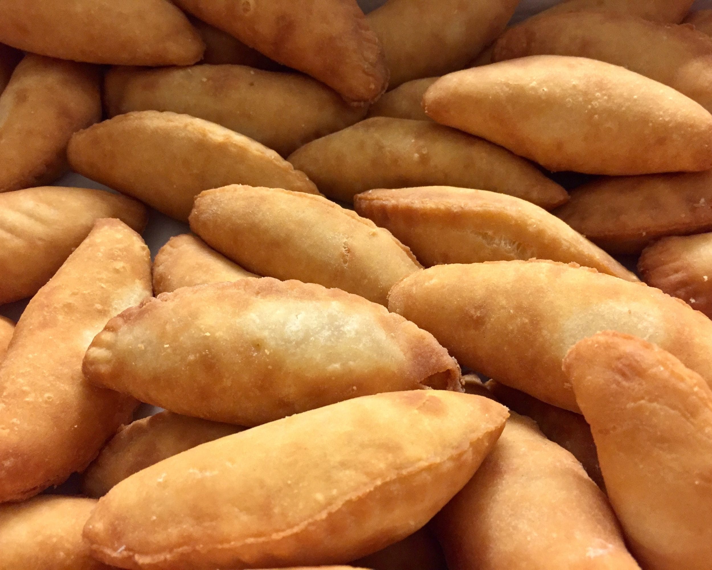 10 Must-Try Local Curaçao Snacks - Avila Beach Hotel Curacao